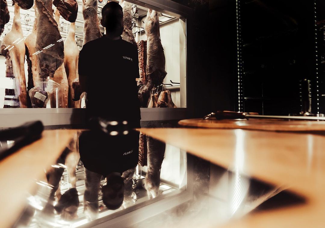 MASETE: Meat Spot - ParosPLUS